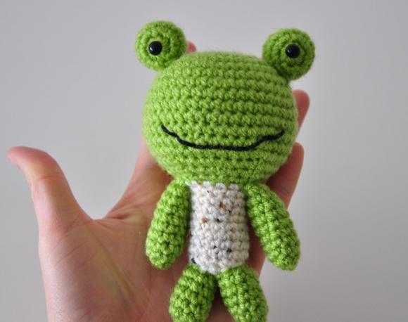 Ribbit The Frog Amigurumi / Child Friendly Crochet Plush Toy By Missus ...